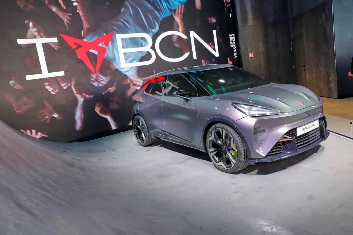 Volkswagen is developing a new inexpensive crossover Cupra Raval: the ...