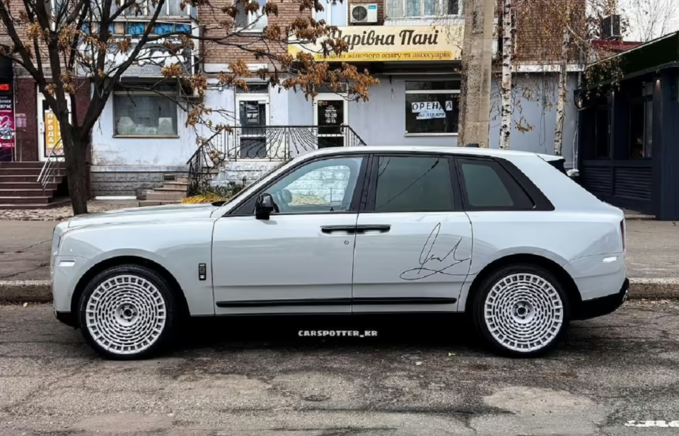 The most expensive crossover in the world was lit up in Kryvyi Rih