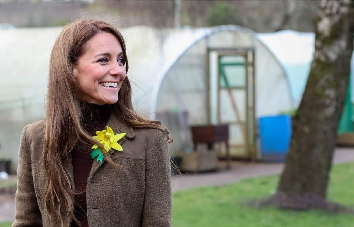 Kate Middleton wore the jacket she wore when she was 25 in Wales (photo)
